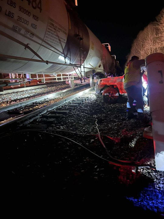 Train strikes vehicle in Preston County