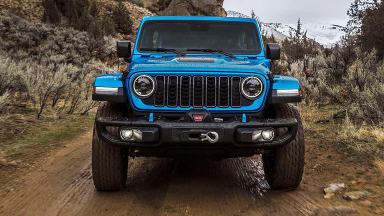 Dead: Chrysler and Jeep's plug-in hybrids