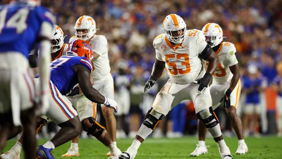 Will Stein makes a splash, landing the 2nd best tackle in the portal ...