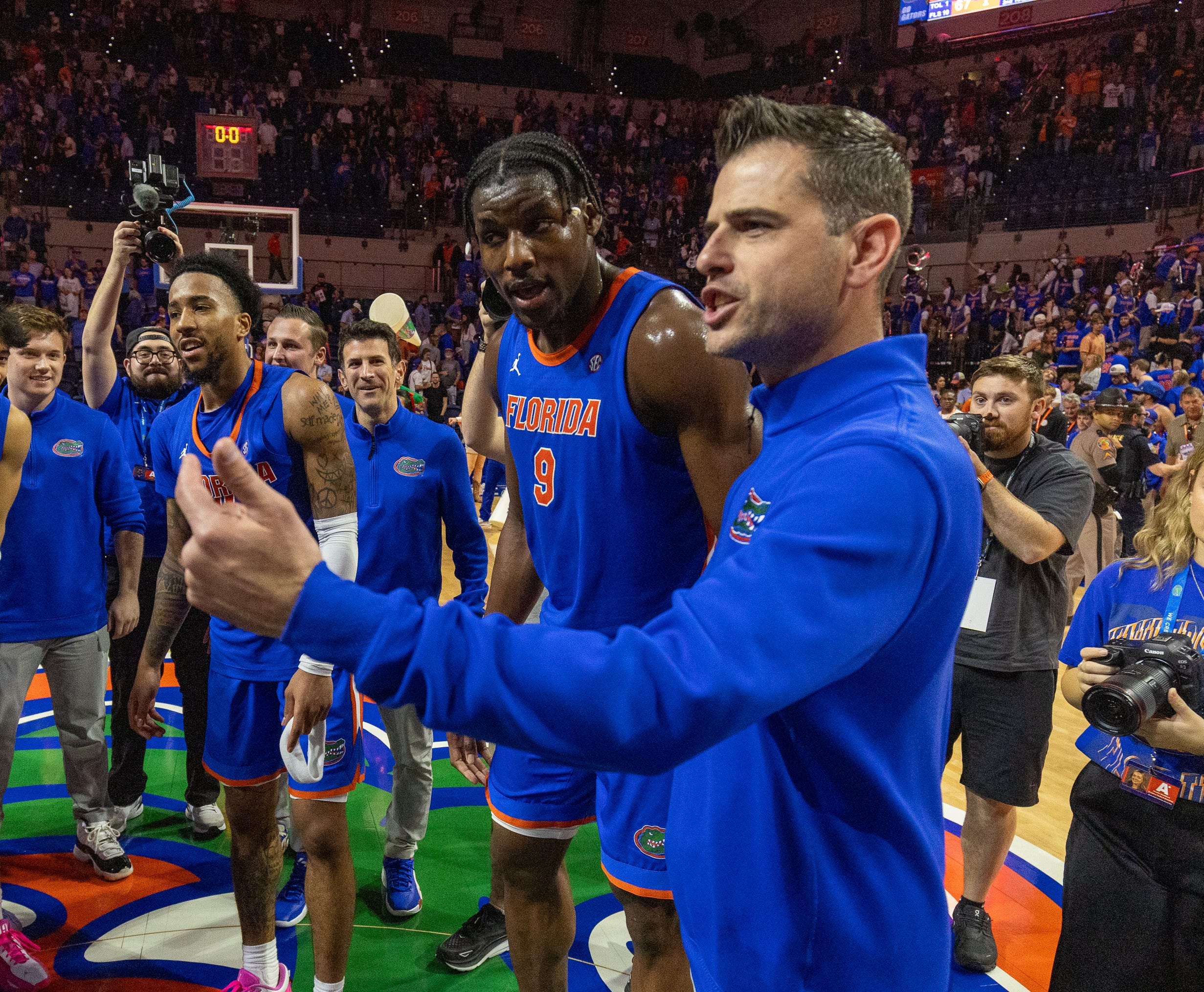 Florida basketball coach Todd Golden shares thoughts on new UF football ...