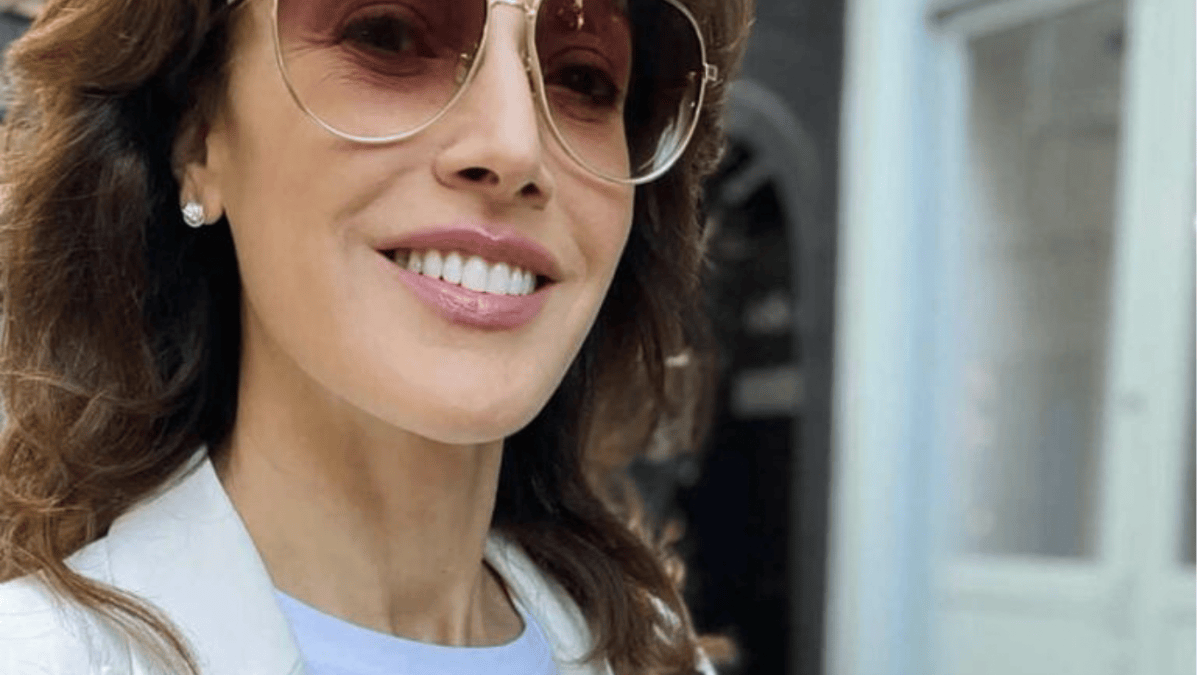 Jennifer Beals stuns at 62, proving Flashdance beauty never fades