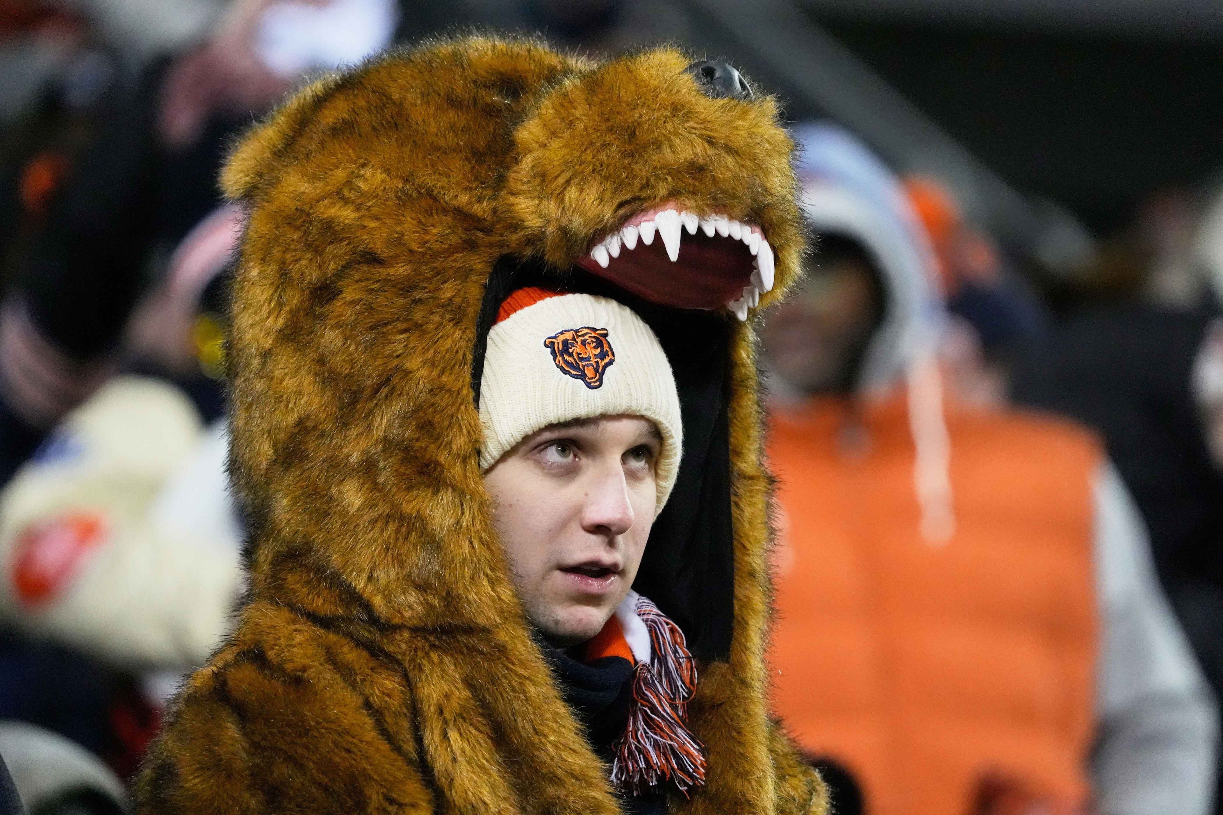 Who is singing national anthem for Packers-Bears wild card game?