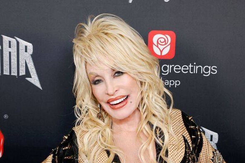 Dolly Parton refused Elvis Presley's offer to record I will always love ...