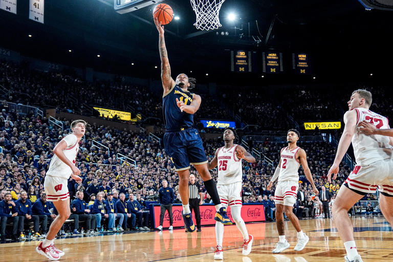 Can Michigan basketball get back on track vs Washington? Prediction