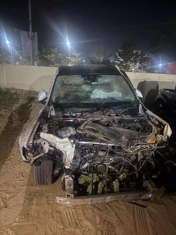 Audi crash: Doc, cop among four detained