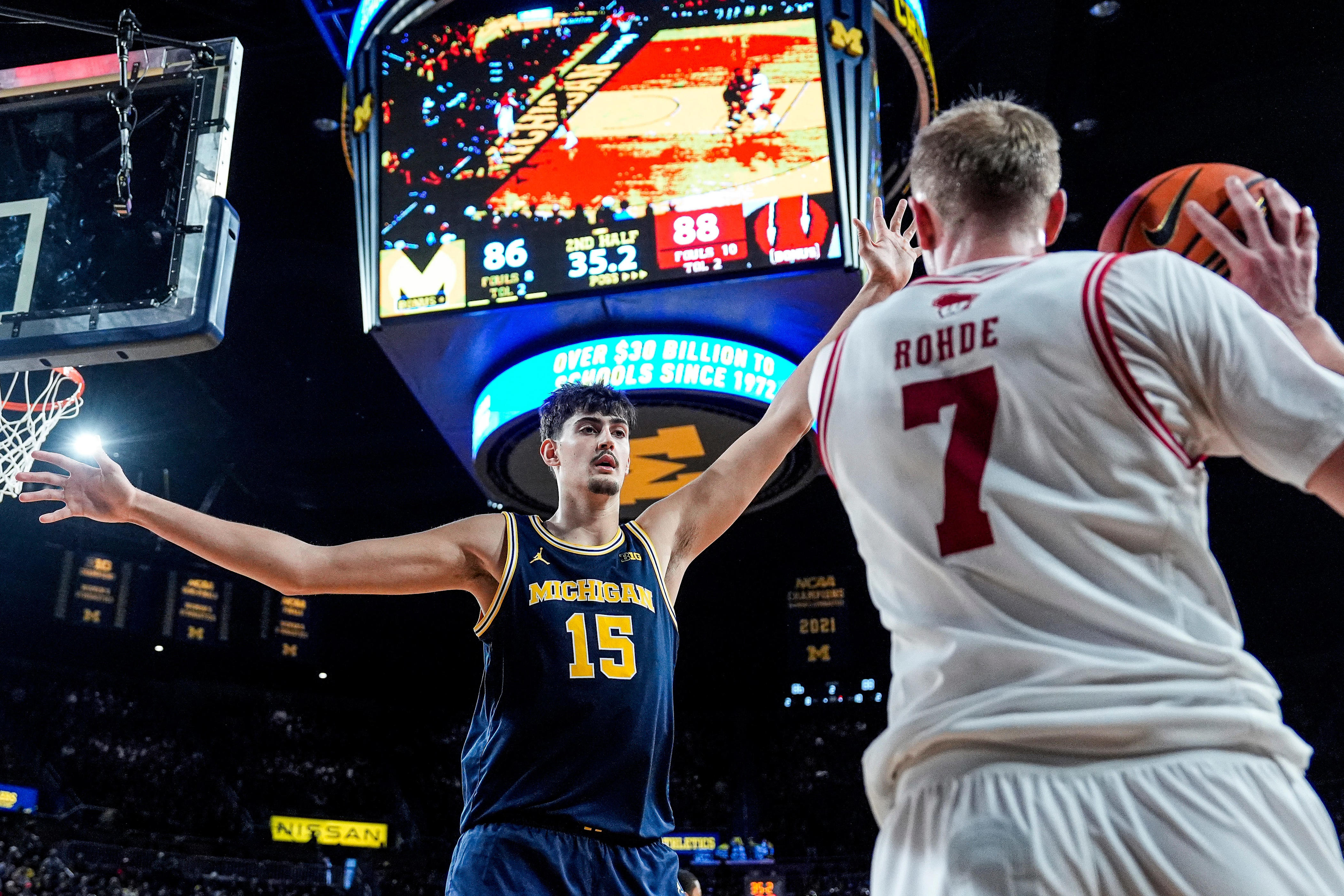 What channel is Michigan-Wisconsin game today? Time, Big Ten tournament ...