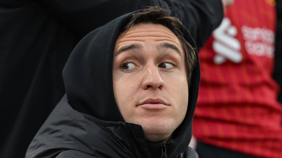 Liverpool open transfer talks for massive Federico Chiesa upgrade