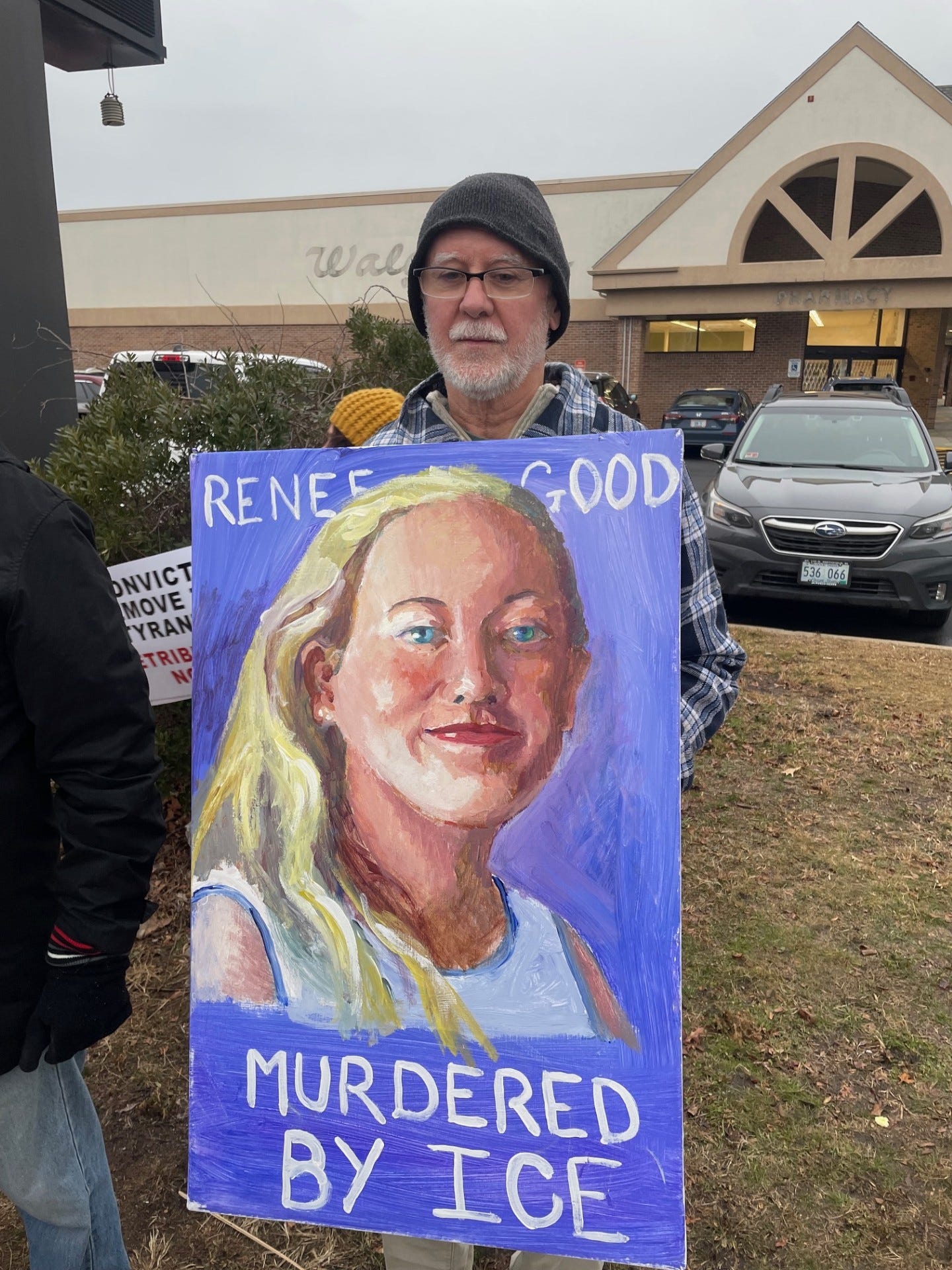 Anti-ICE protest draws 200 people in Cranston after Minneapolis shooting