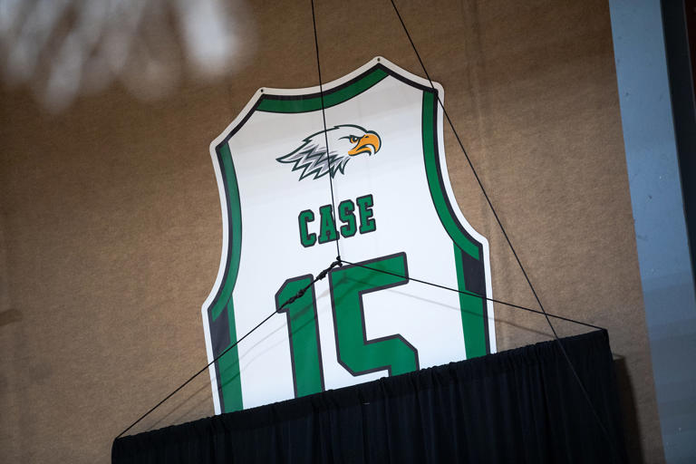 Heritage Christian celebrates late Sophia Case, retires No. 15 jersey