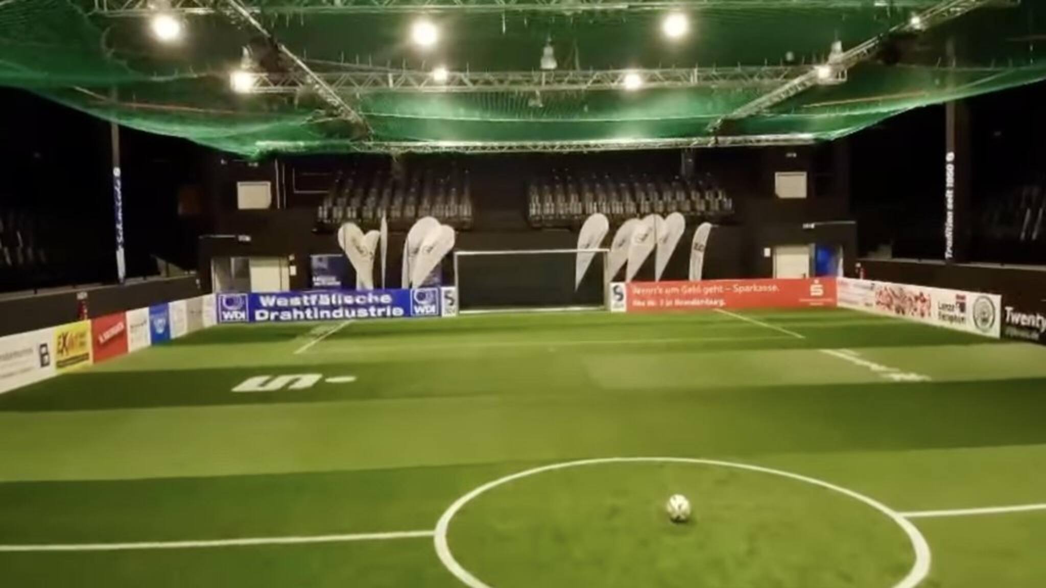 Gastgeber als Titelverteidiger: Stahl-Cup der BSG Stahl Brandenburg im ...