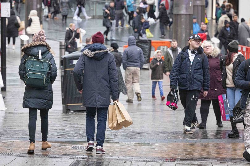 High street brand to close 32 stores as shoppers say they 'saw it coming'