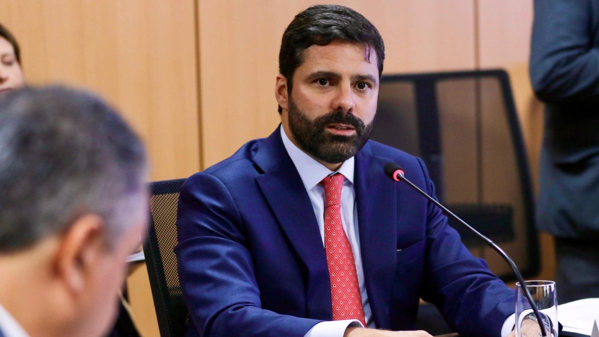 Nomeado há 4 dias, ministro interino da Justiça não fez mudanças na pasta