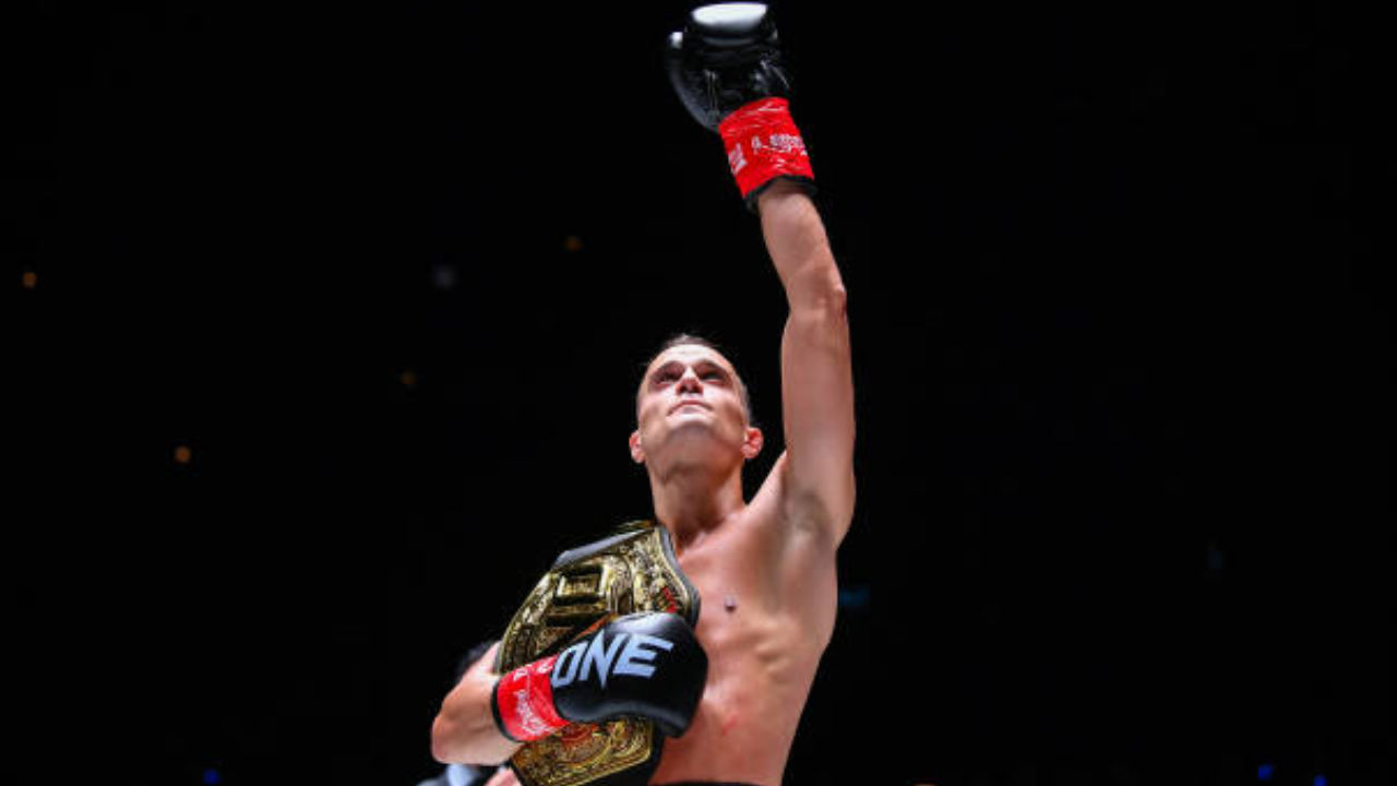 Jonathan Di Bella open to a thrilling showdown with Nadaka Yoshinari ...