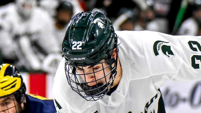 Martone shines for MSU hockey in victory at Ohio State