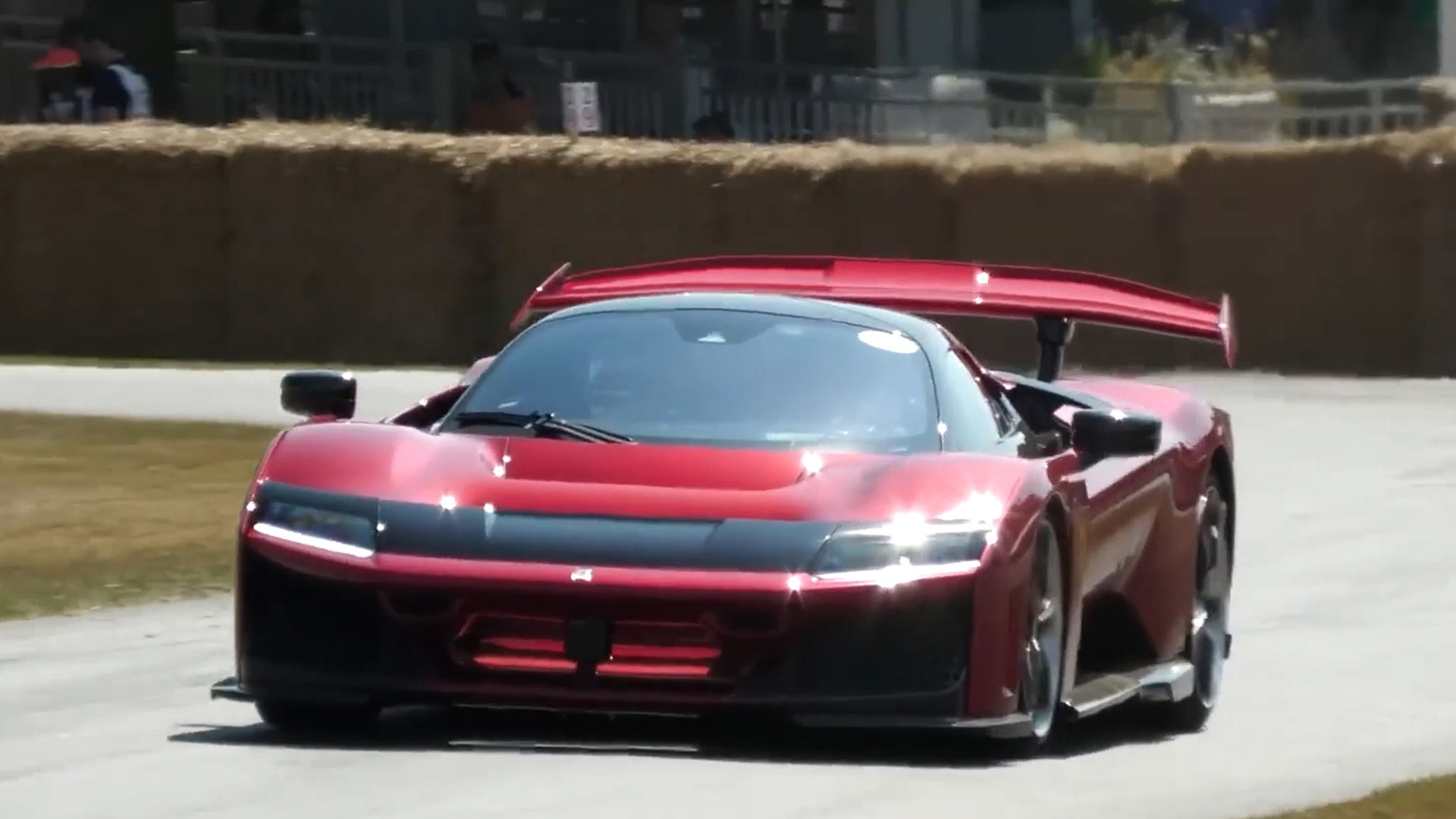 How fast is the Ferrari F80 really?