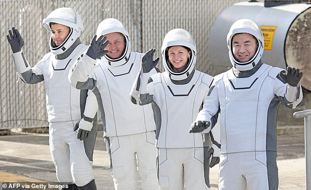 Astronauts to leave ISS in days in NASA's historic medical evacuation