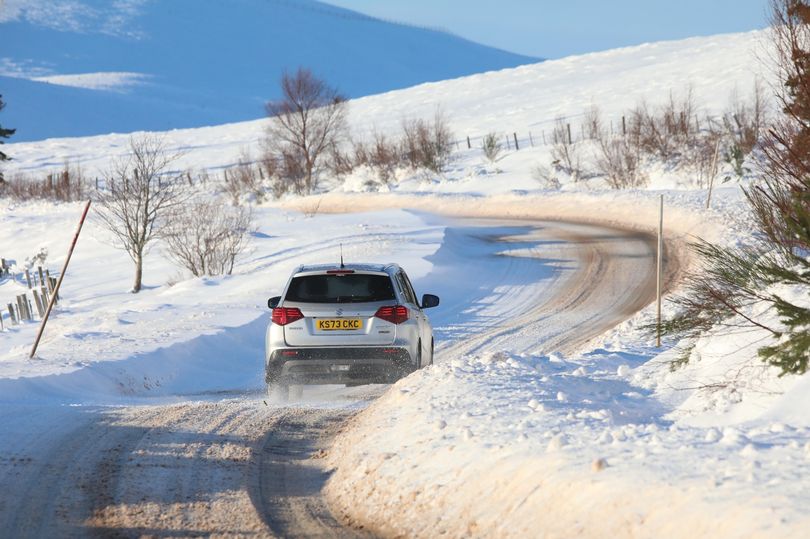 Met Office details 'disruptive' Sunday weather with 30cm snow and ...