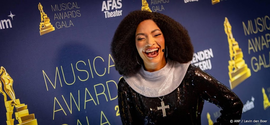 Moeder herkende April Darby al in eerste Masked Singer