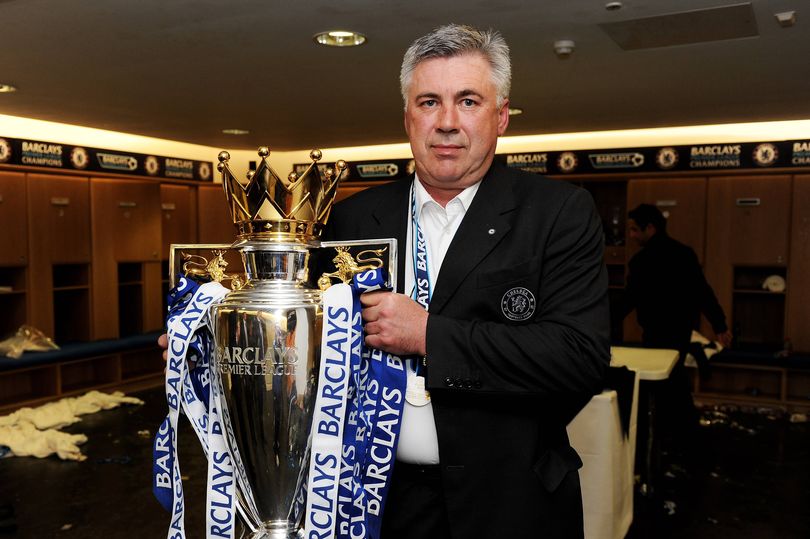 Gary Neville names 'special' manager who ticks every box for Man United ...