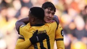 ¡Histórico! El Macclesfield de sexta división elimina al Crystal Palace ...