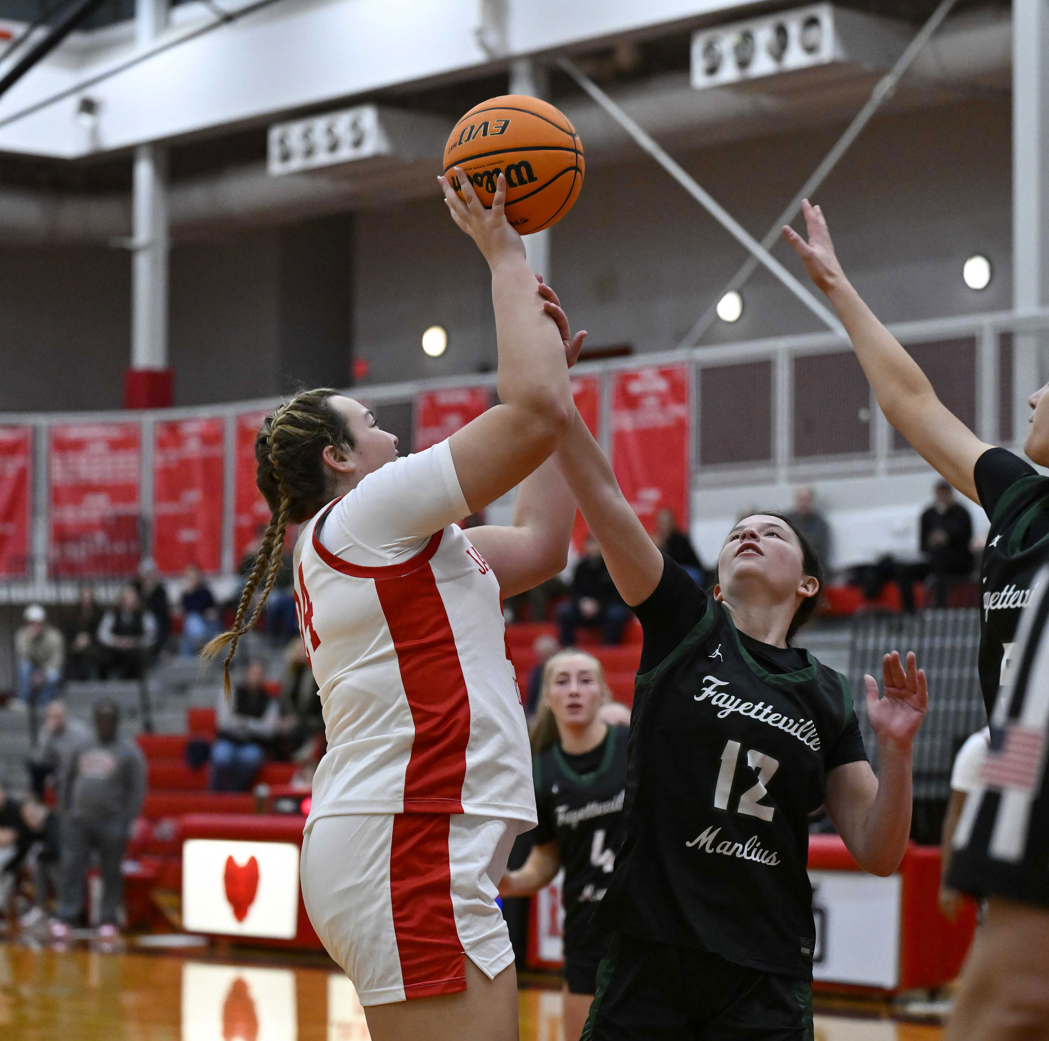 Sophomore’s buzzer beater lifts Fayetteville-Manlius girls hoops to win ...