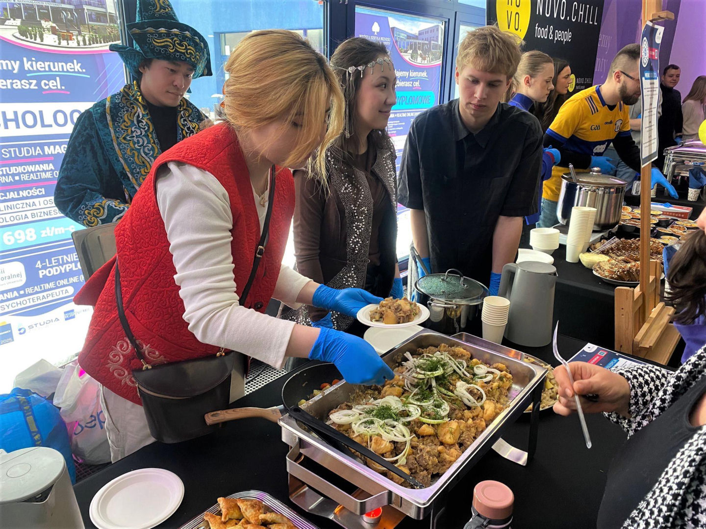 Ale było pysznie! Studenci WSB NLU po raz kolejny zorganizowali ...