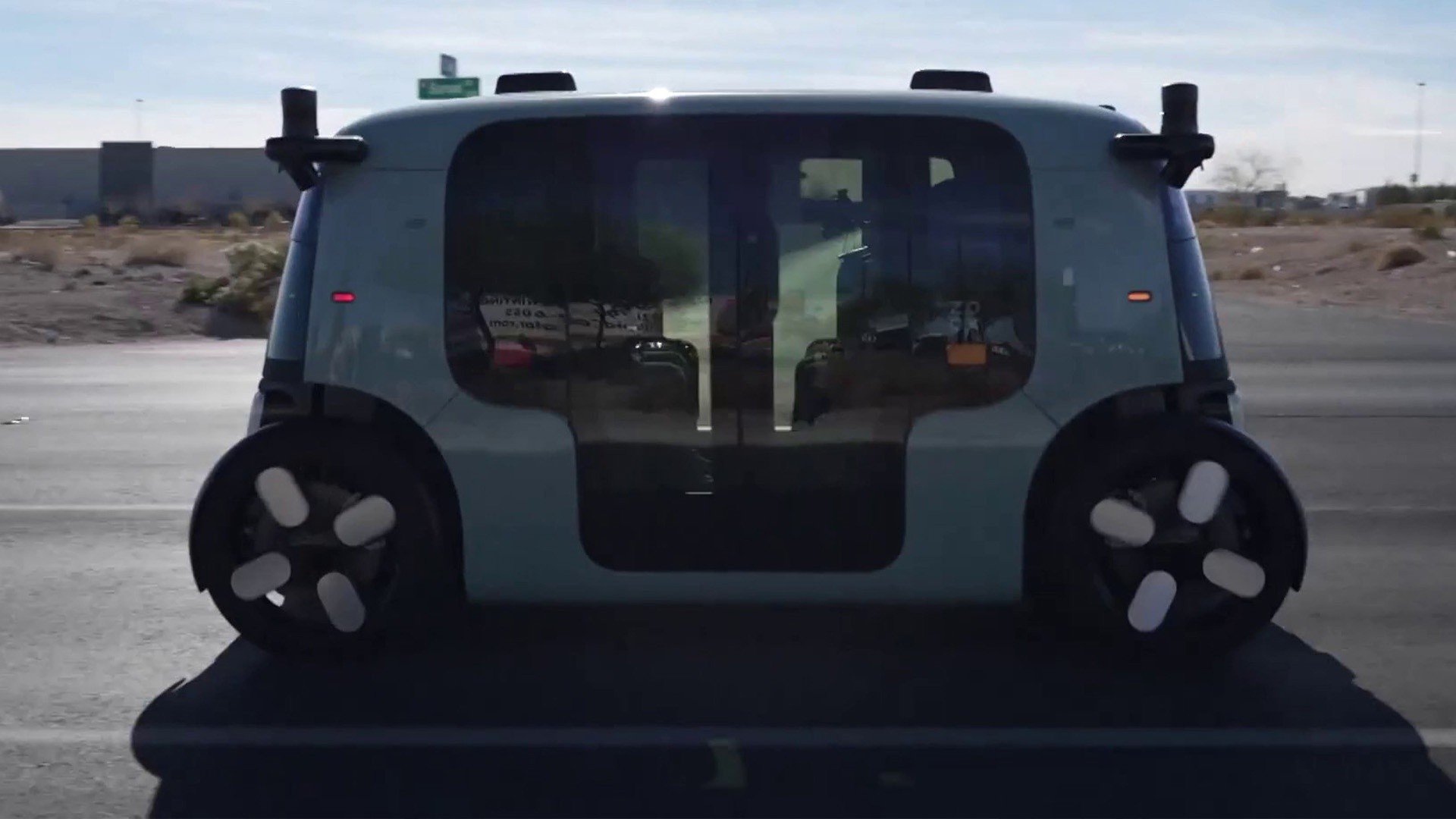 Major companies prepare for robotaxi rollouts in US cities