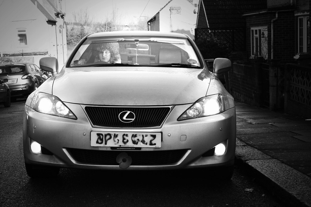 Woman celebrates paying off her Lexus — then gets hit with a surprise ...