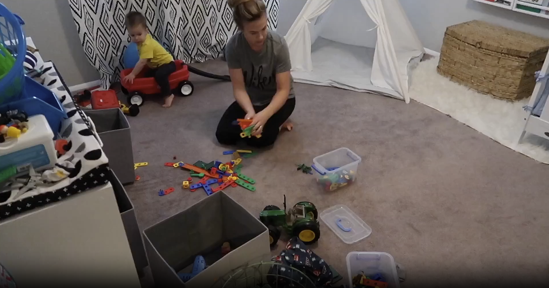 Extreme clean with me