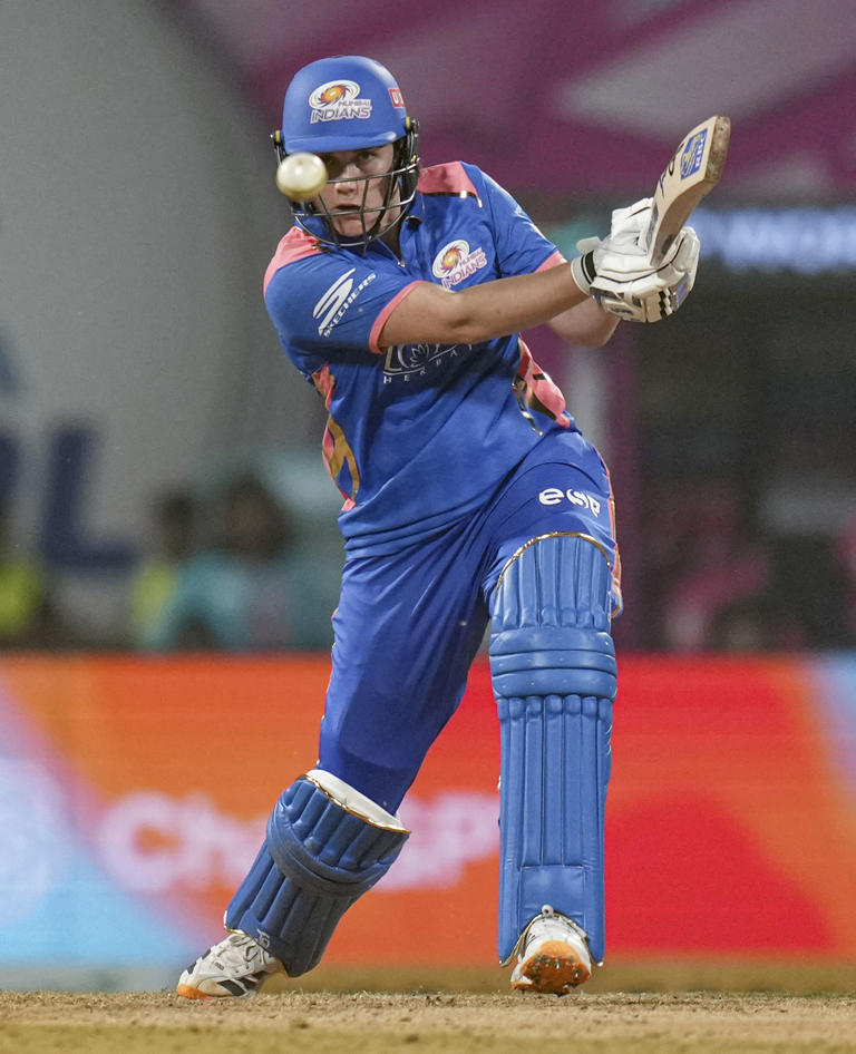 Sciver-Brunt, Harmanpreet slam half-tons as MI make competitive 195/4 vs DC