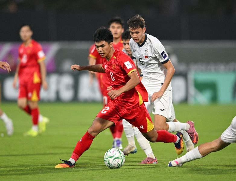 Cậu út U23 Việt Nam Nguyễn Lê Phát: 'Thầy Kim bảo tôi, trẻ thì chạy ...