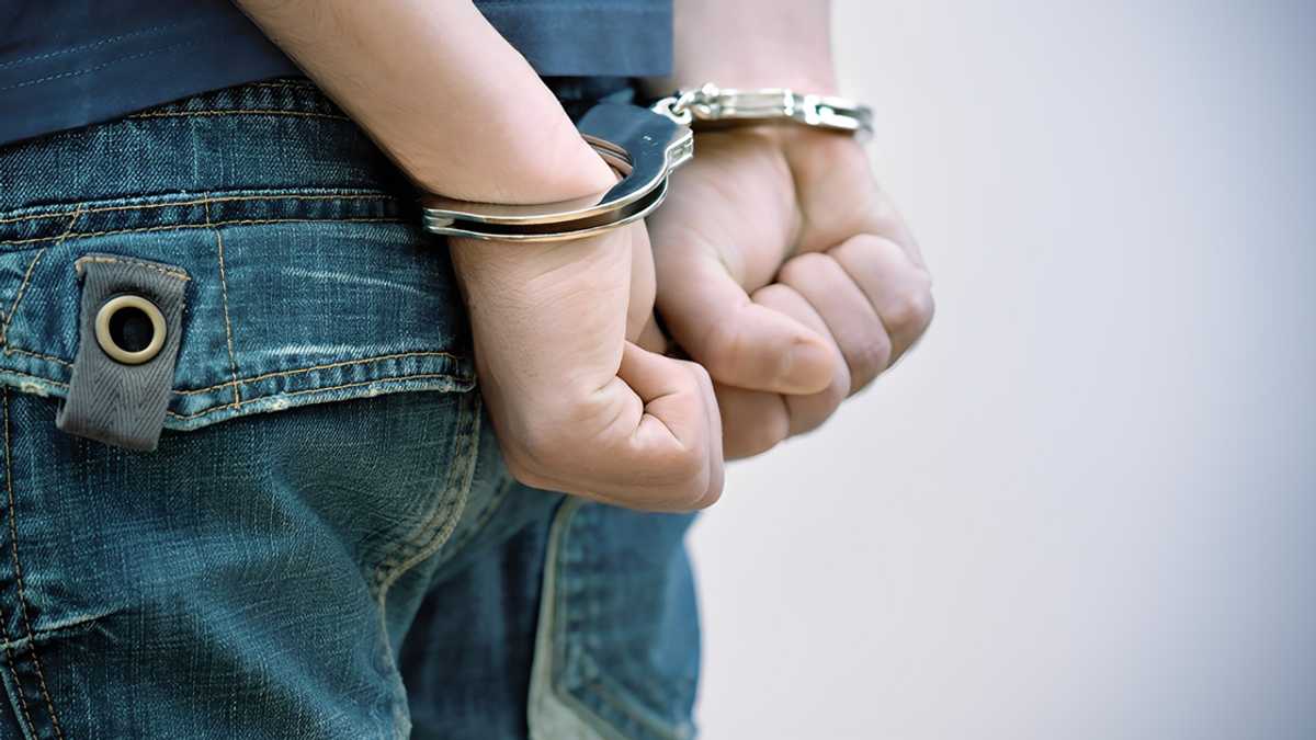 Manila patrolman faces complaint after woman found unconscious in motel