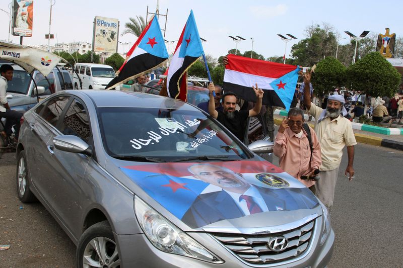 Thousands rally in support of Yemen's main separatist group