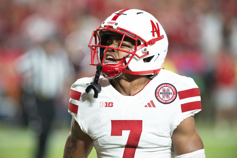 Former Nebraska safety Malcolm Hartzog Jr. commits to Arizona