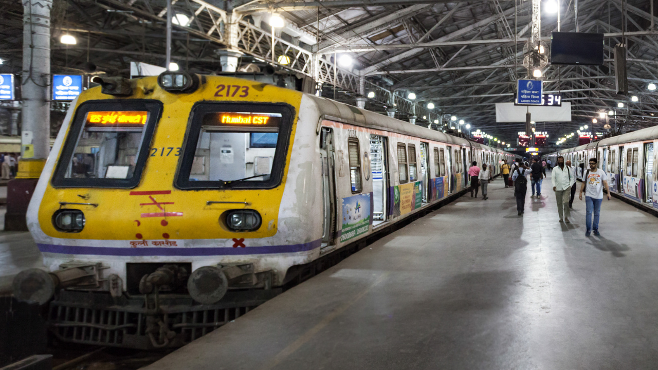 Mumbai local train block: WR announces major night block between ...