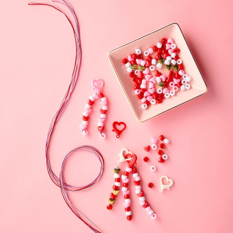 Michaels in-store free craft experiences