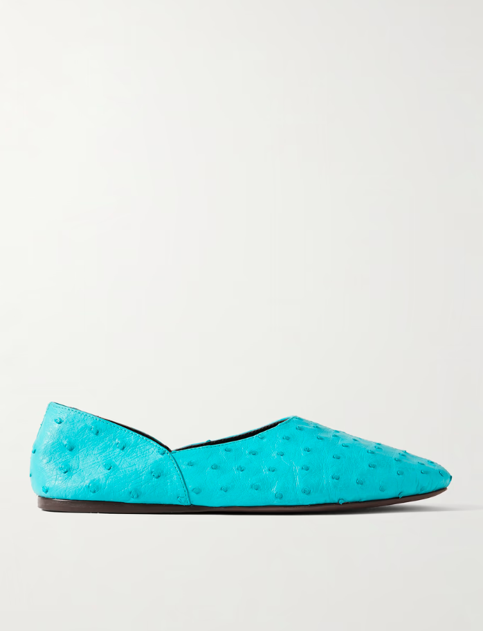 Jennifer Lawrence embraces 2026's prints galore trend in a Jacquemus jacket