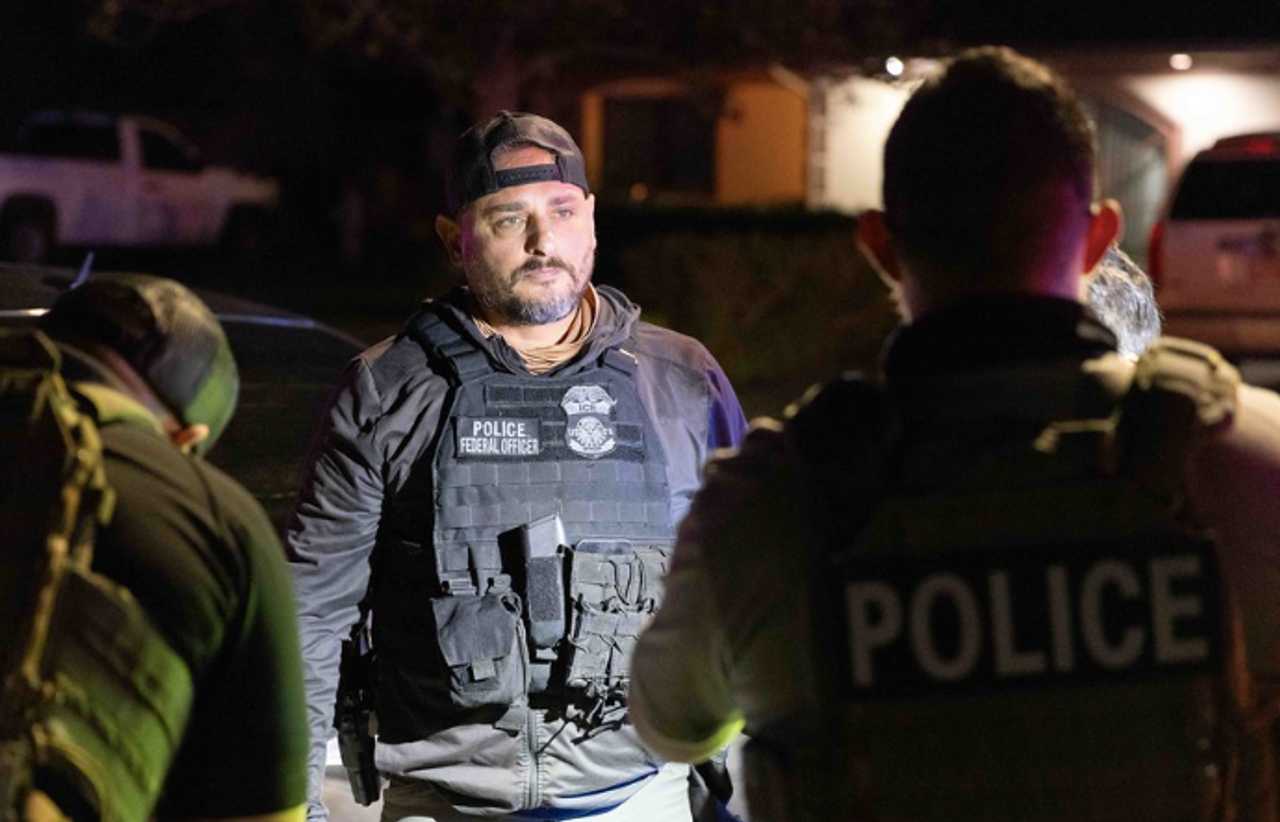 Video shows laundromat ICE raid in Morristown