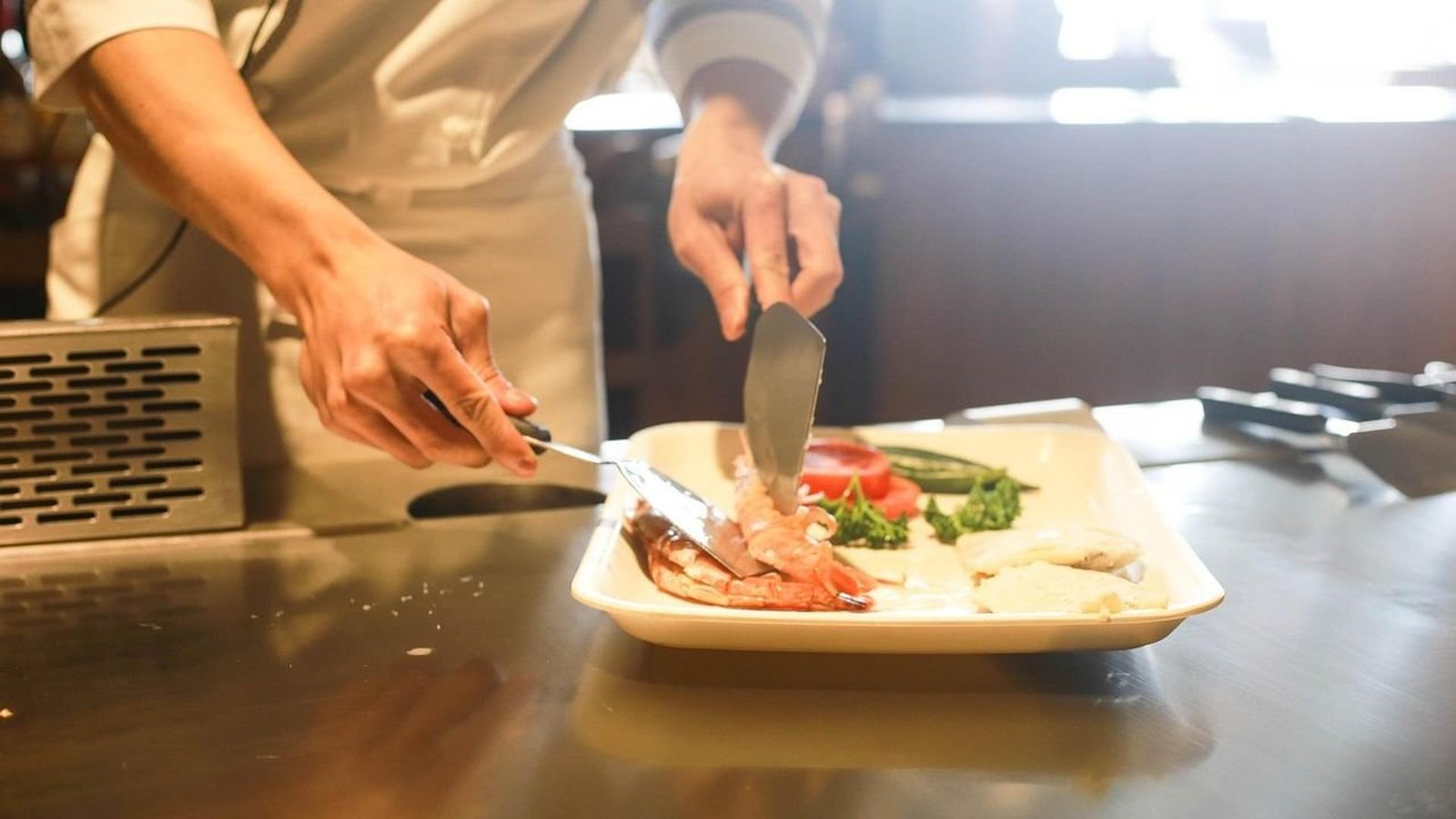 10 dishes chefs refuse to eat at their own restaurants