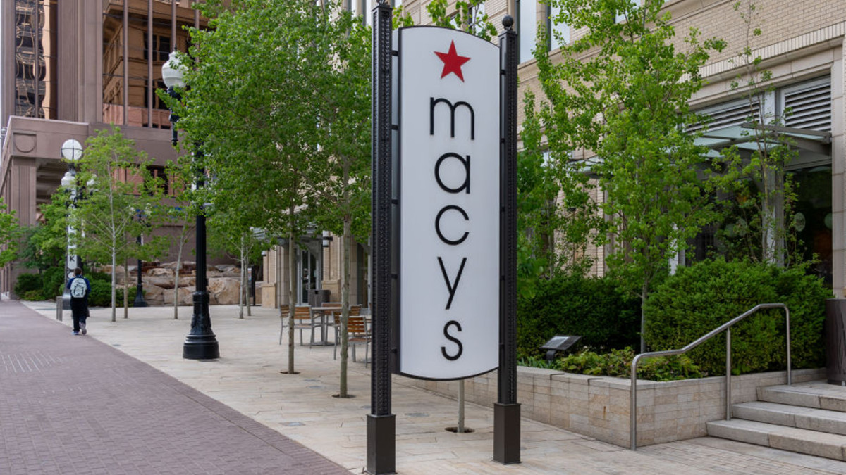 Macy's quietly marked down an expensive 3-piece quilt set