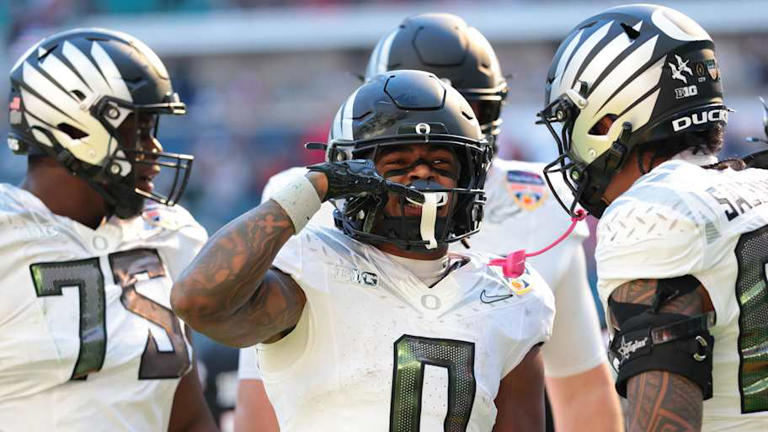 Oregon running back Jordon Davison addresses surprise injury