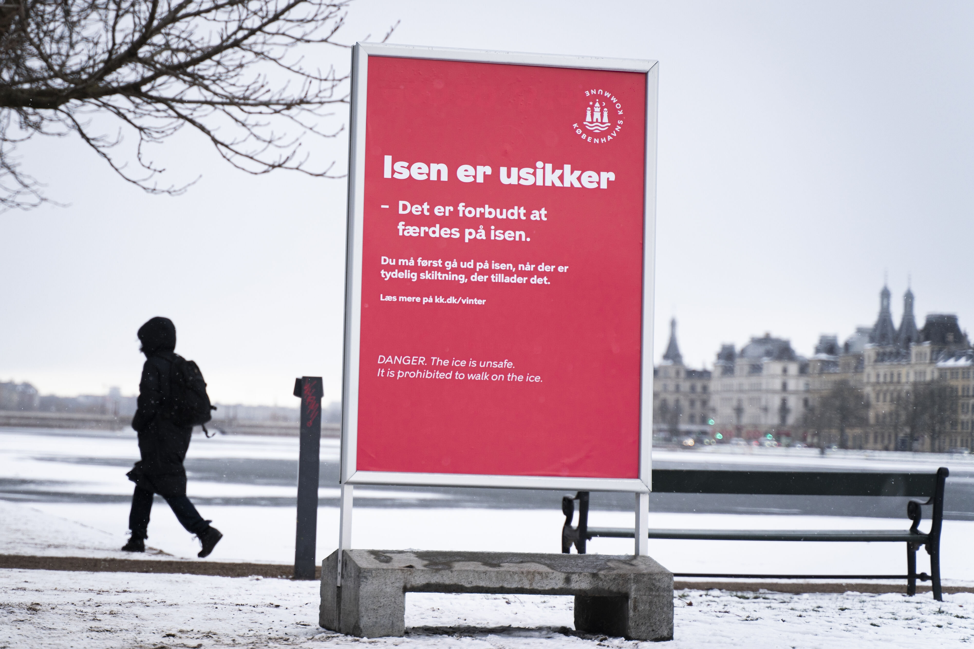 Politi advarer om stor færden på frosne søer i København