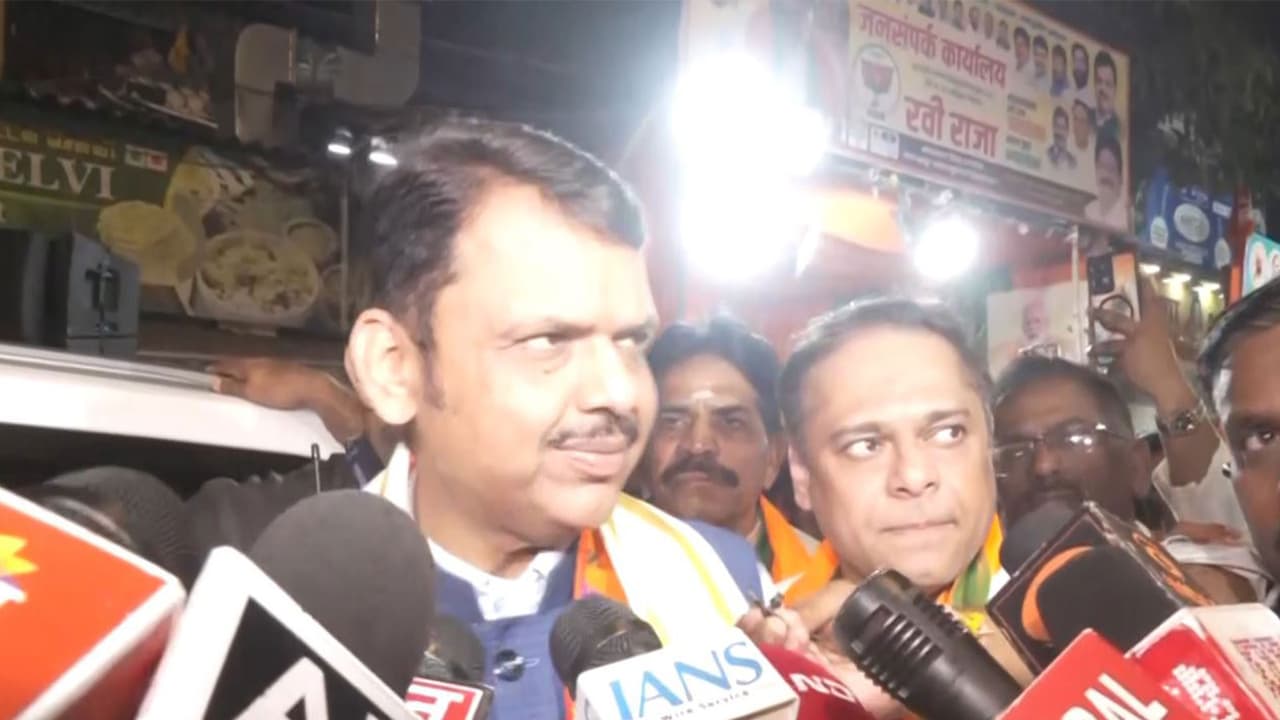 Dharavi redevelopment: Fadnavis promises 350 sq. ft. houses for all