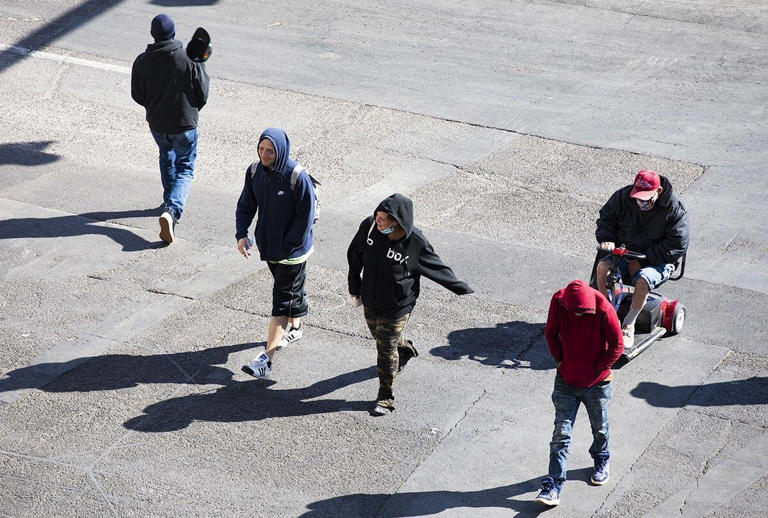Brrrr! Freeze warning puts chill on Las Vegas Valley