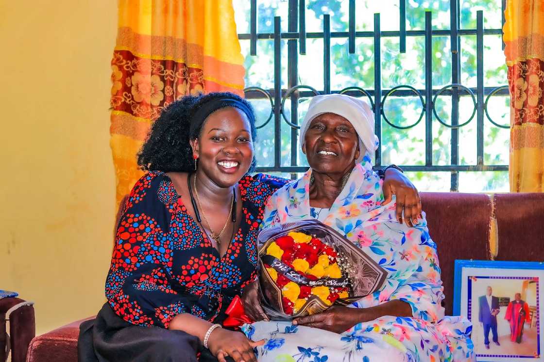 Nandi: Emotional moment lady returns home from abroad after 3 years ...