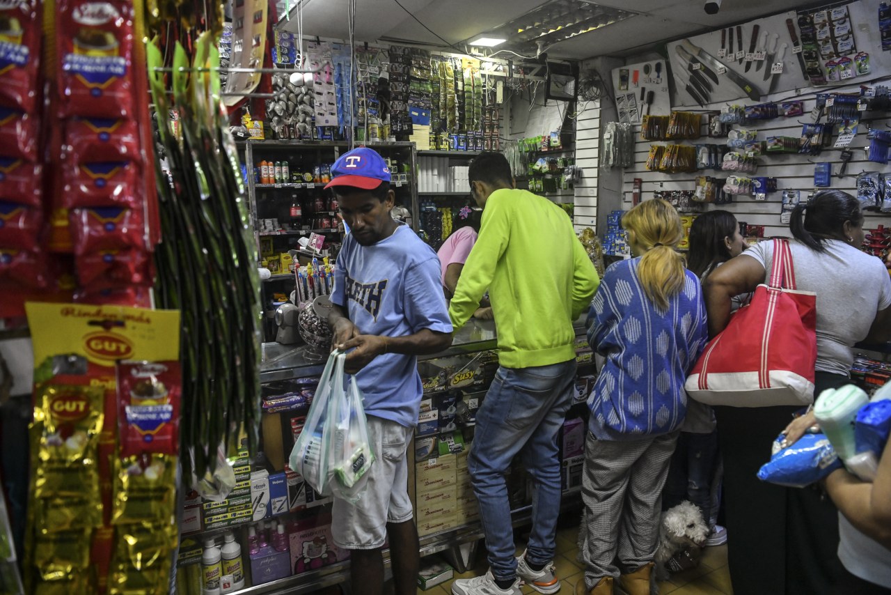 Maduro’s crypto-backed oil deals put Tether at center of Venezuela ...