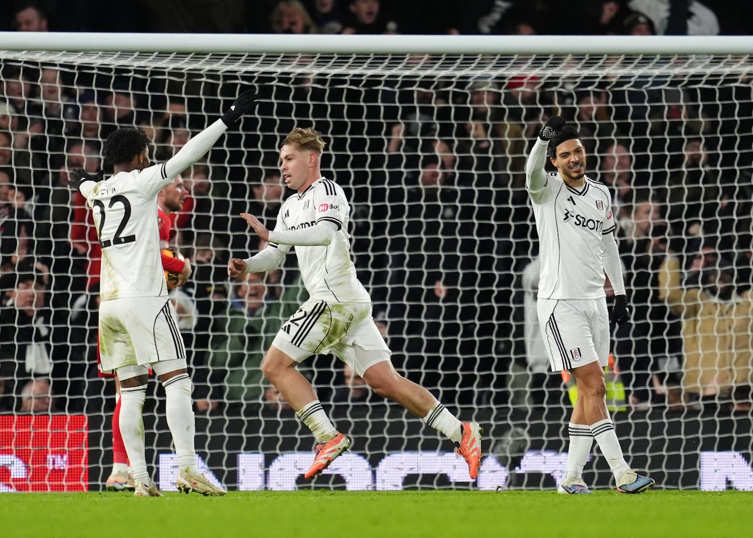 Fulham see off Championship side Middlesbrough in FA Cup