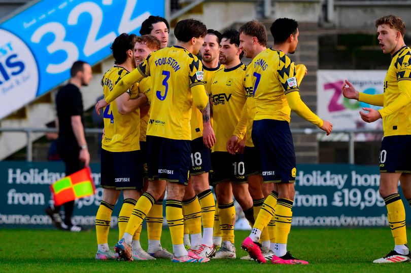 Torquay United 4 Hampton and Richmond Borough 1 - Gulls dominate and ...
