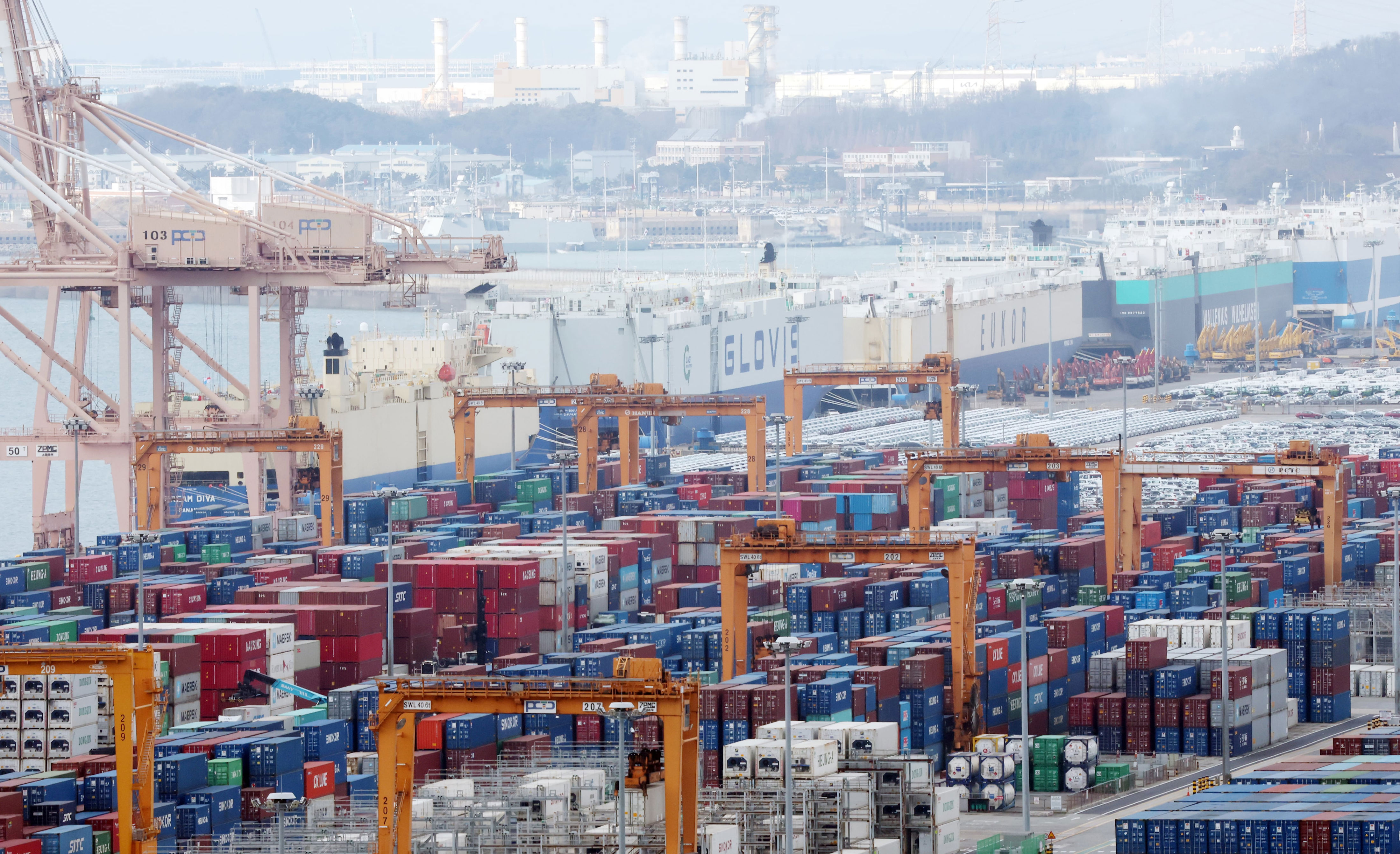 South Korea's per capita GDP overtaken by Taiwan after 22 years