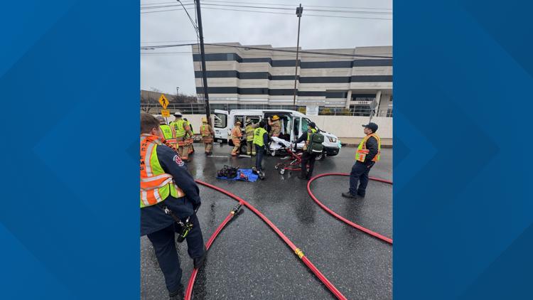 7 injured in adult daycare van, Ride On bus crash in Rockville